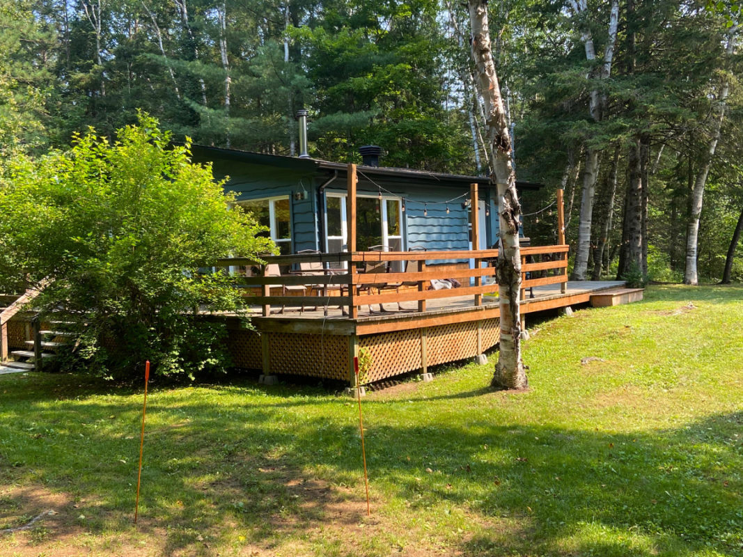 Why This Cozy Cabin in Rivière-Rouge Should Be Your Next Getaway ...