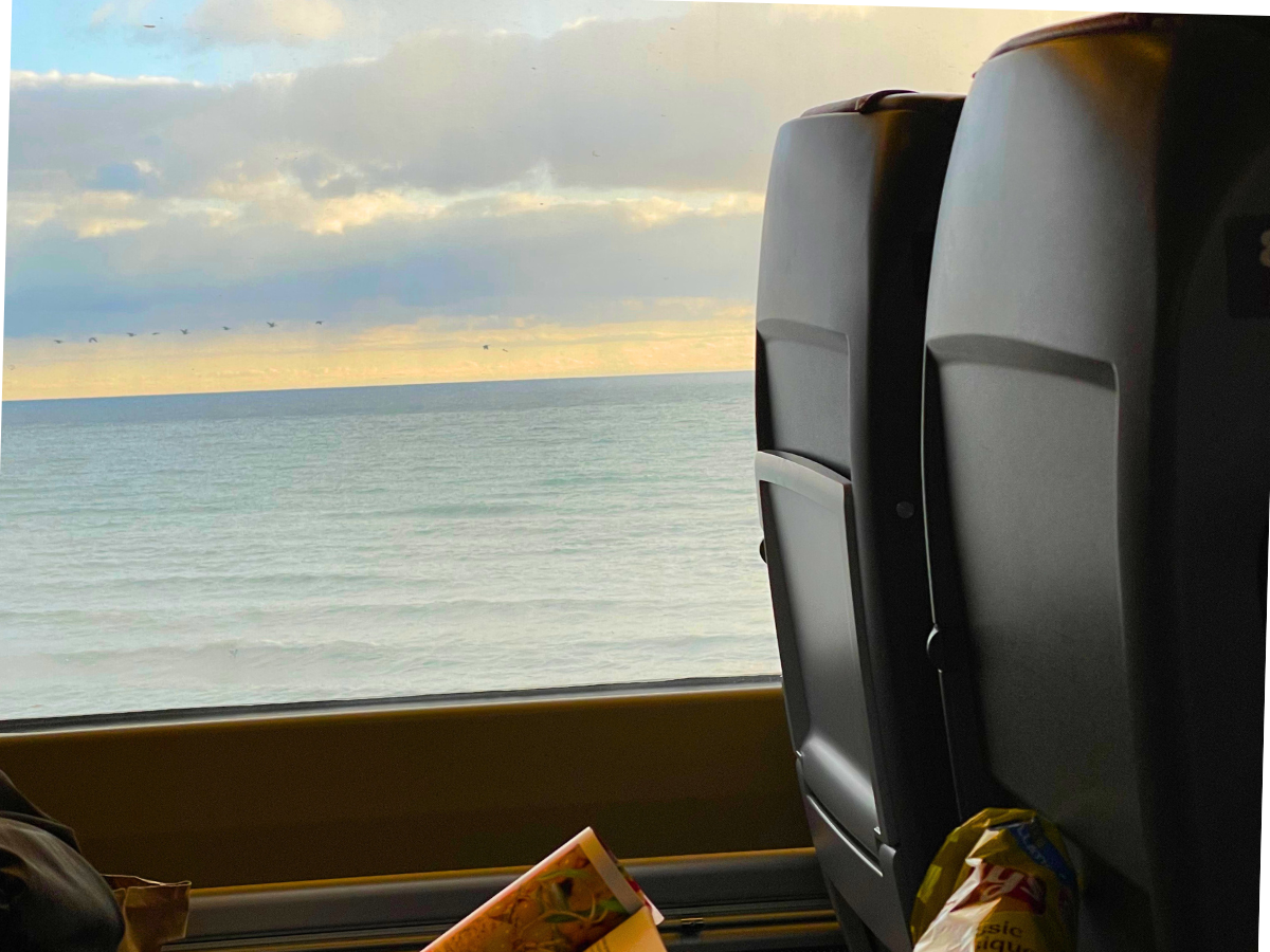 What It’s Like Taking the Train from Toronto to Montreal with VIA Rail ...